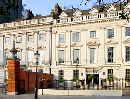 Garden Court Chambers, hotels near Garden Court Chambers, London